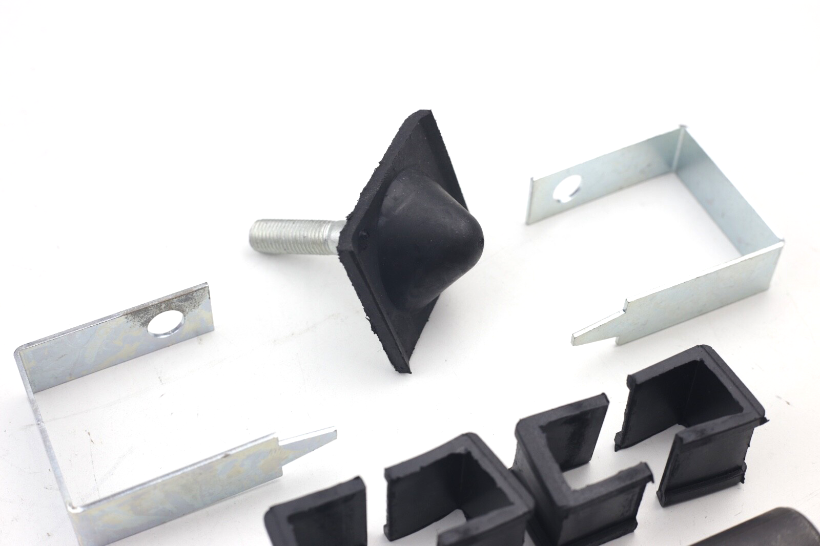 Classic Fiat 500 126 Front Suspension Leaf Spring Repair Overhaul Kit ...